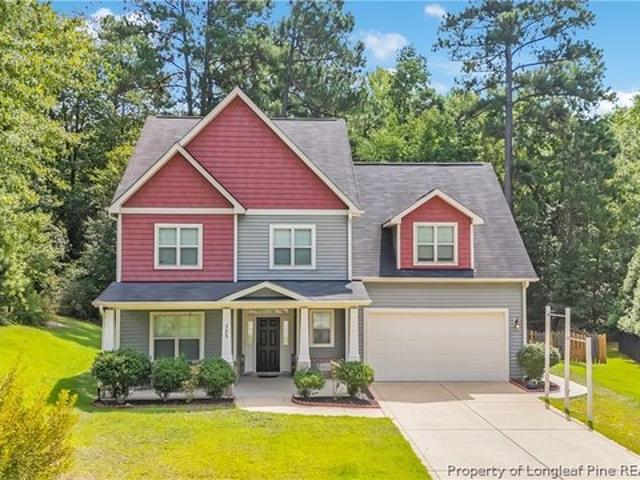 105 Birdsong Ct, Aberdeen, NC 28315