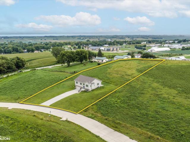 105 Bluegrass Lane