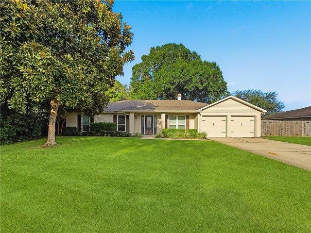 105 Branchwood Dr, Slidell, LA 70458