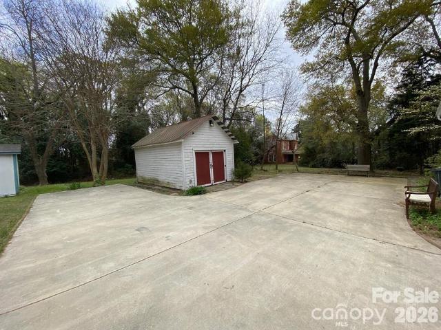 105 Brent Street
