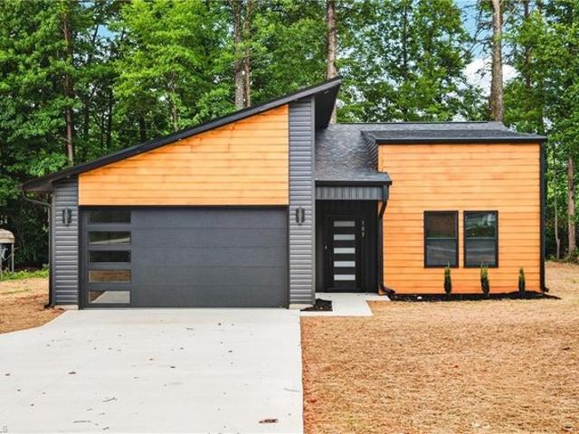 105 Bridlewood Ave, High Point, NC 27265