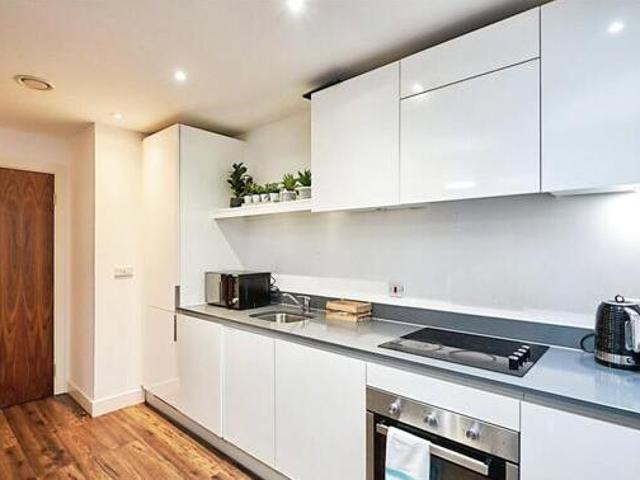 105 Broad Street, Broadway Residences, Birmingham, 2 Bedroom Apartment