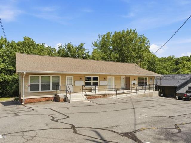 105 Brookfield Dr, Kingsport, TN 37663