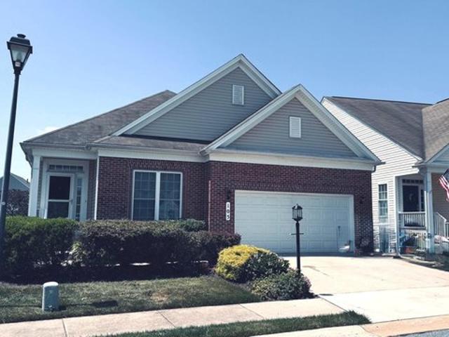105 Butterfly Dr Unit 104, Taneytown, MD 21787