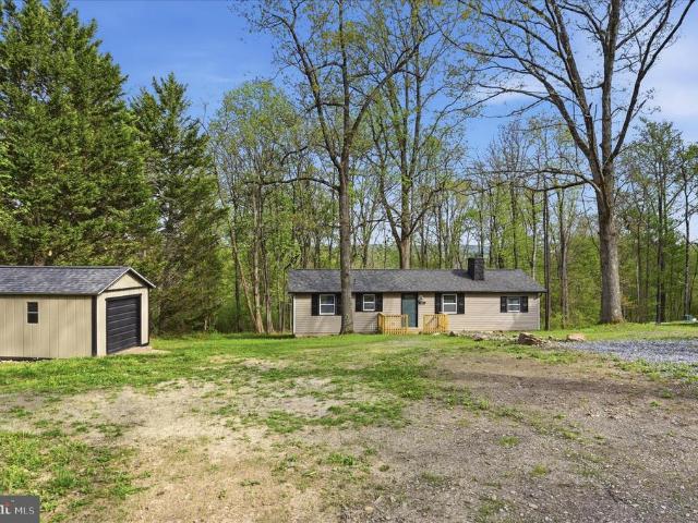 105 Buckskin Trail