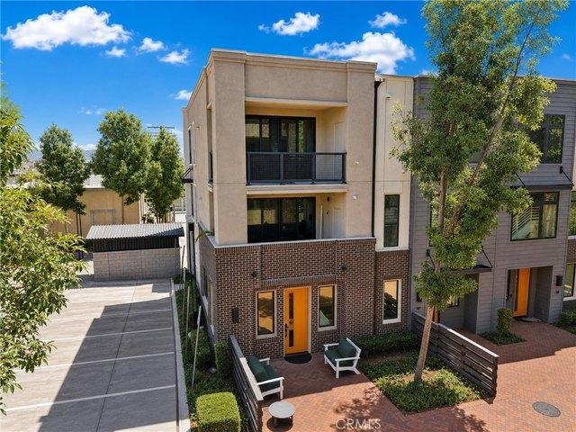 105 Galaxie Dr, Covina, CA 91723
