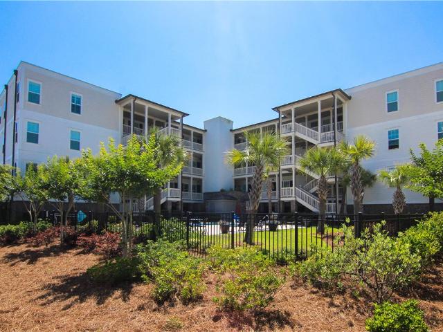105 Gascoigne Ave, Unit 102, St. Simons Island, GA 31522 | MLS #1656