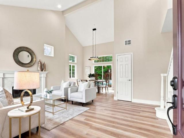 105 Glen Alpine Court