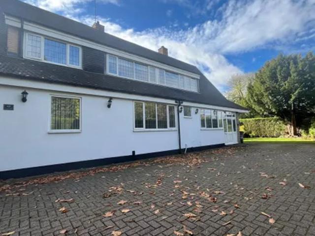 105 Grange Road, Kineton Green, B91 1BZ, United Kingdom | 5 bed house for rent #166103920 | Rentberry