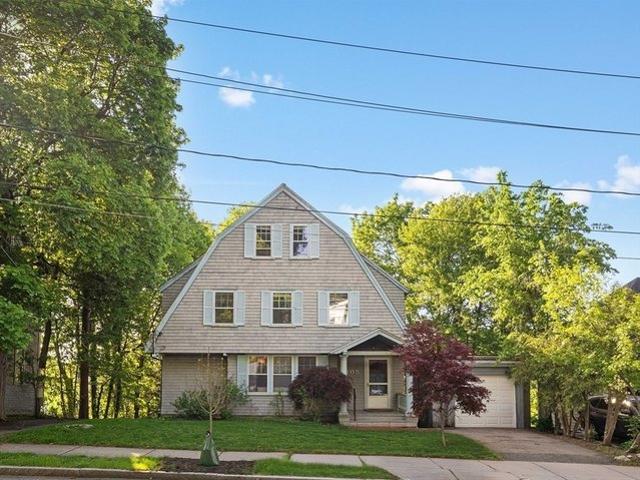 105 Grant Ave, Newton, MA 02459