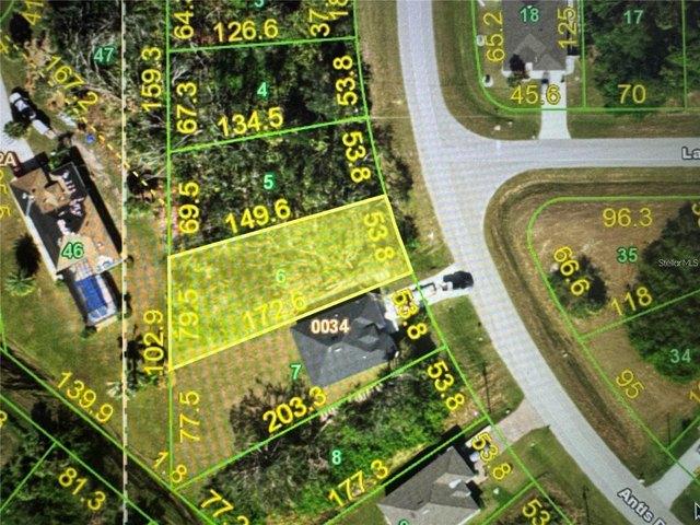 105 Green Oak Dr, Rotonda West, FL 33947