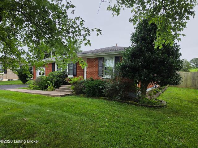 105 Greenhill Dr