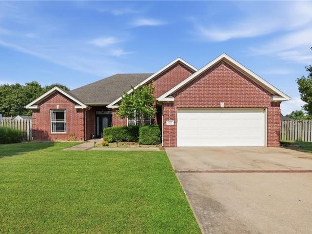 105 Greer St, Pea Ridge, AR 72751