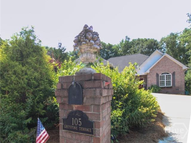 105 Greystone Terrace