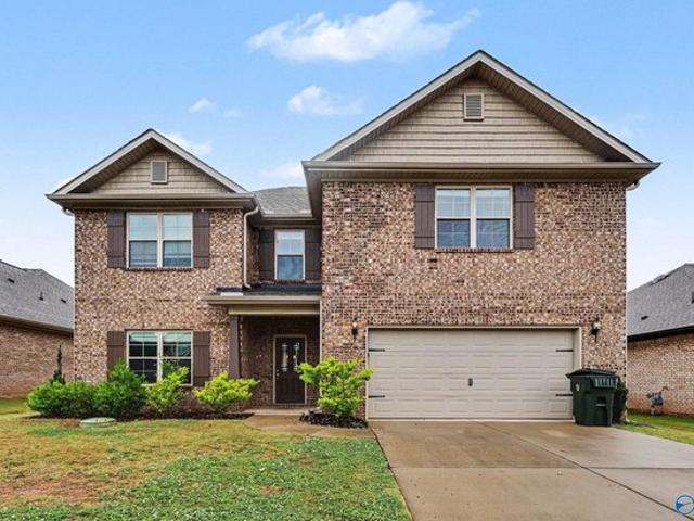 105 Grove Hill Cir, New Market, AL 35761