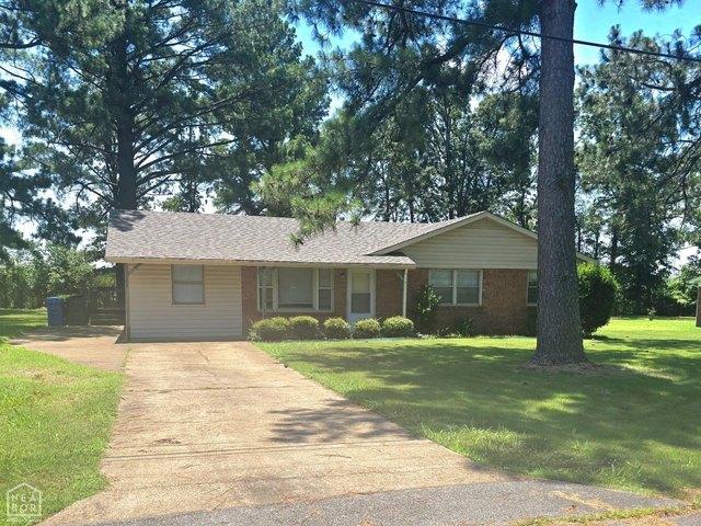 105 Grove St, Jonesboro, AR 72401