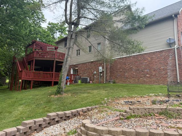 105 Dogwood Circle
