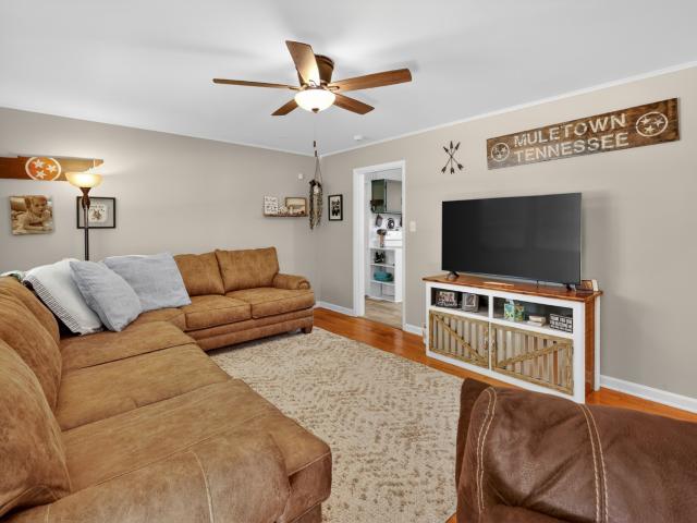 105 Daleview Cir