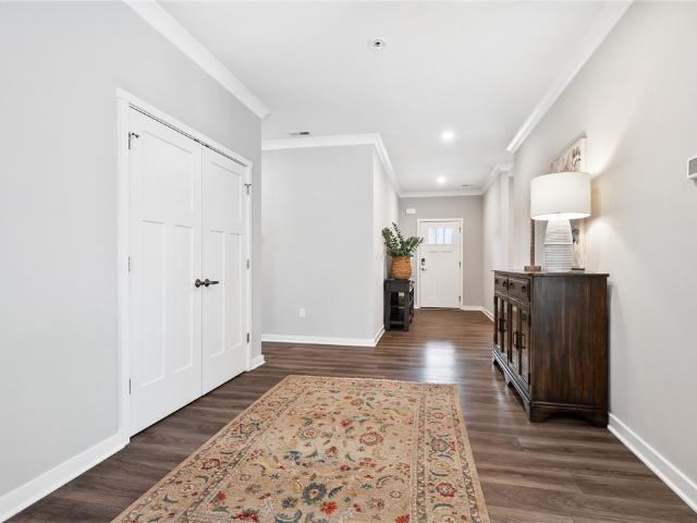 105 Deana Dr