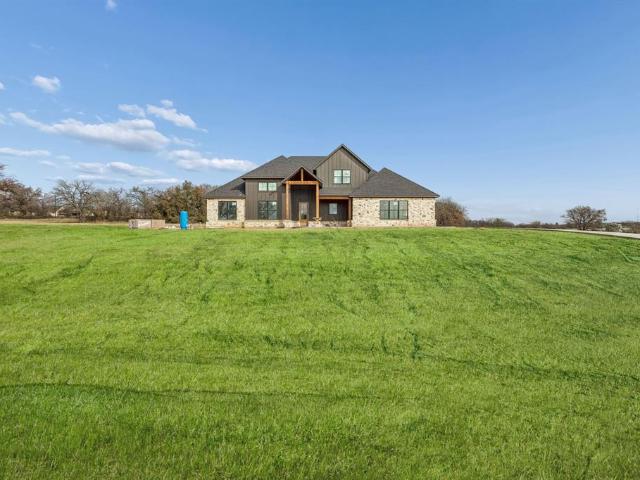 105 Desperado Way, Weatherford, TX 76088 | MLS #21181 | Compass