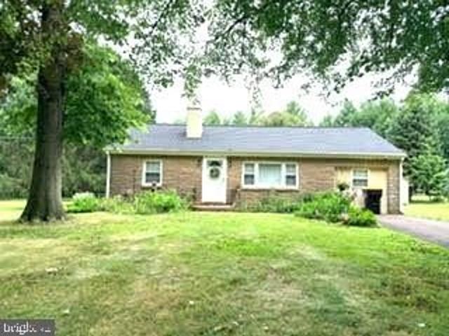 105 Dublin Rd, Perkasie, PA 18944