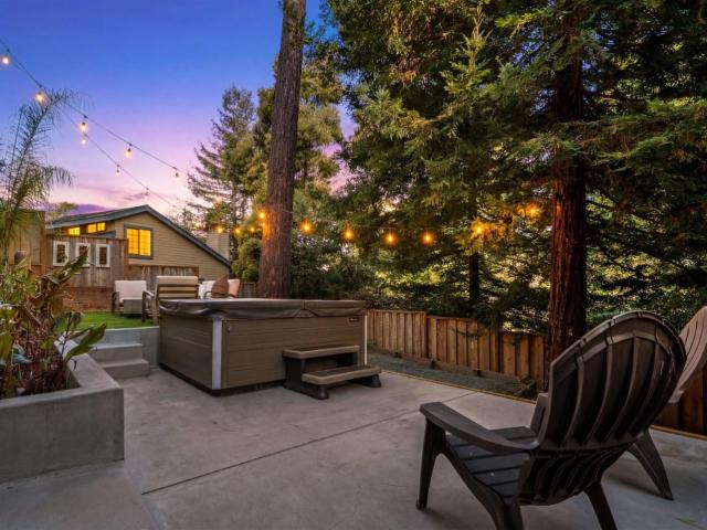 105 Dunsmuir Ct, Aptos, CA 95003 | MLS #ML82037 | Compass
