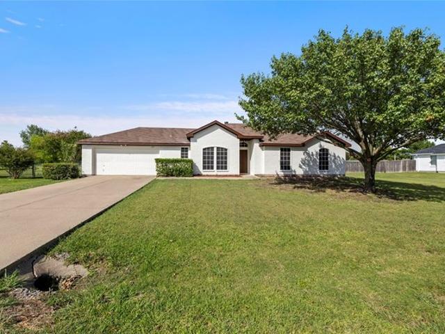 105 Dustin Dr, Fate, TX 75189