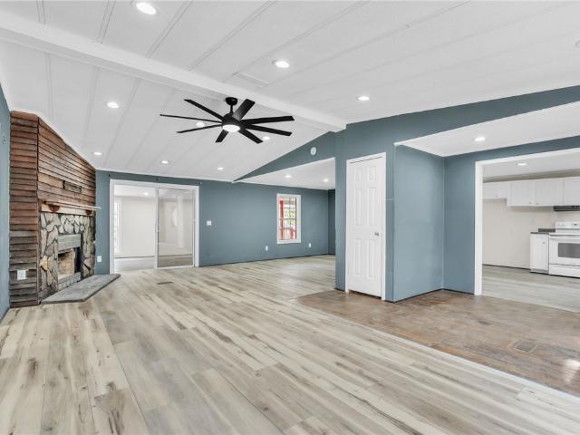 105 Dyar Drive