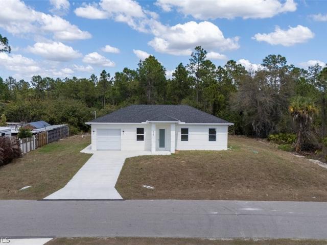105 E 9th St, Lehigh Acres, FL 33972 | MLS #2026012