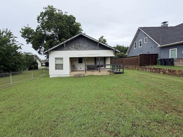 105 E 3rd St, Prosper, TX 75078