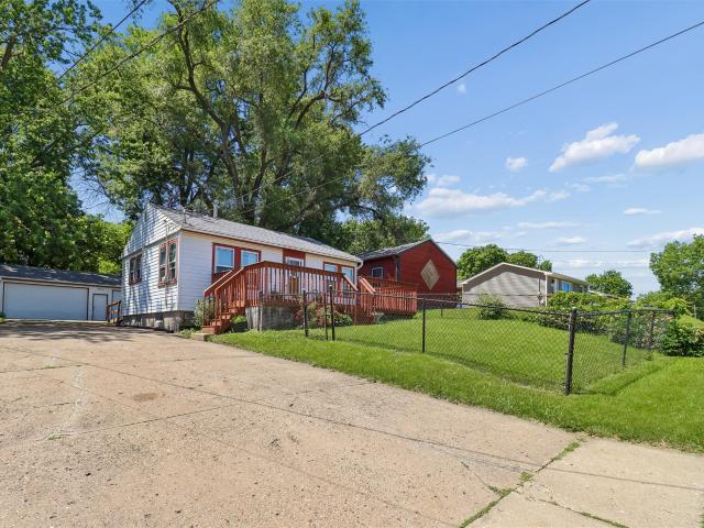 105 E Wall Avenue