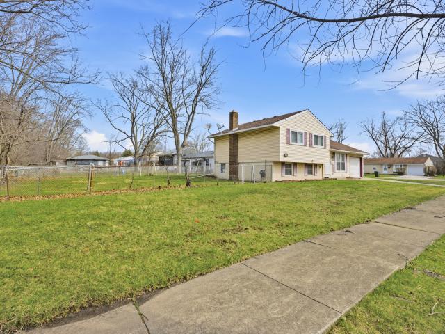 105 E Center St, Glenwood, IL 60425 | MLS #12601 | Compass