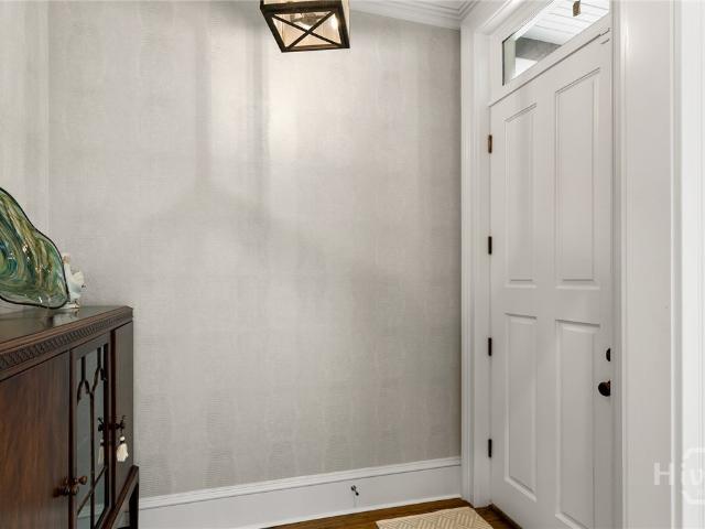 105 E Gordon Street