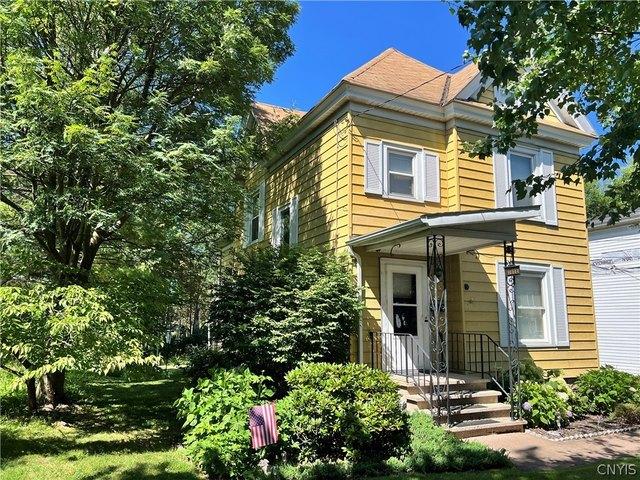 105 E Heman St, East Syracuse, NY 13057