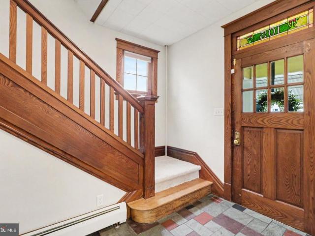 105 E Keller Street