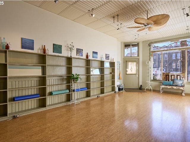 105 e main st