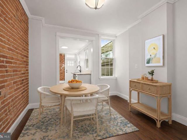 105 E Ostend Street