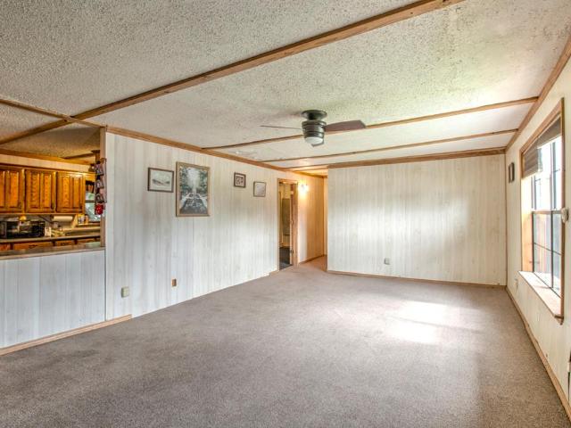 105 E Park Dr, Little Elm, TX 75068 | MLS #21296