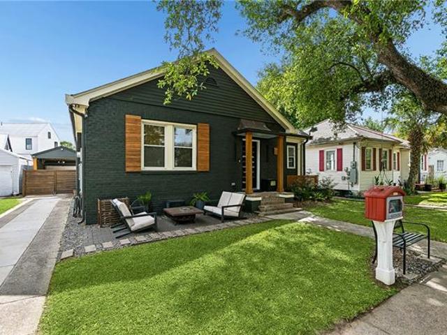 105 E Park Pl, New Orleans, LA 70124 | MLS #2554 | Compass