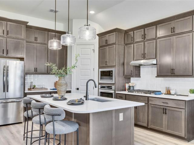 105 Edgemoor Cv