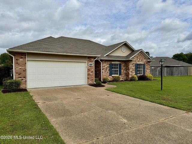 105 Edinburgh Ln, Clinton, MS 39056