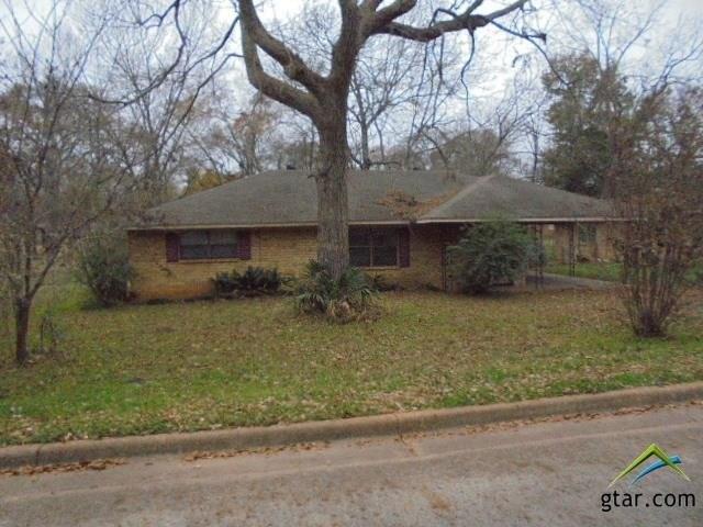 105 Edna Dr, Palestine, TX 75803
