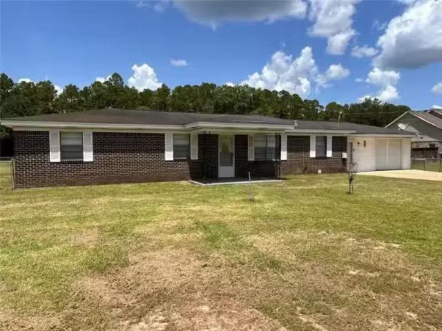 105 ELVIRA AVE, SATSUMA, AL 36572 Single Family Residence For.