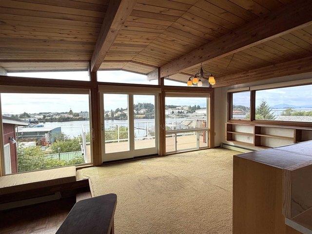 105 Erler St, Sitka, AK 99835