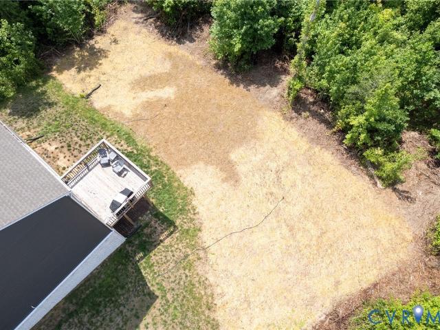 105 Estelle Ct
