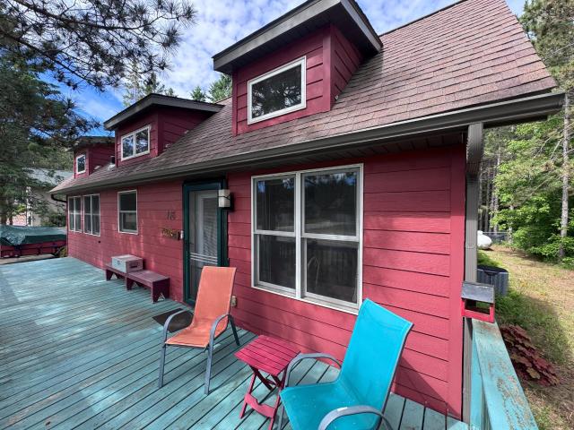 105 Evergreen Court