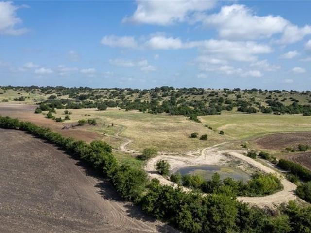 105 FM 1047 S, Evant, TX 76880