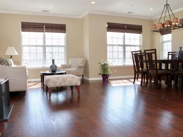 105 Four Swing Bridge Ln, South Bound Brook, NJ 08880 | MLS #4012