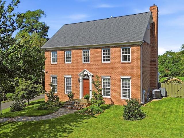 105 Foxbury Lane