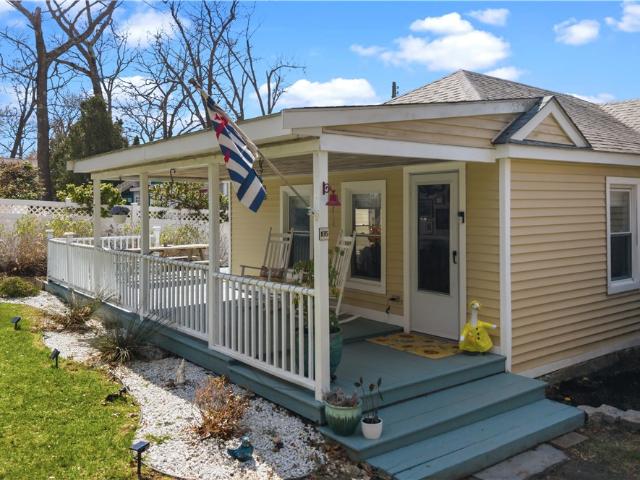105 Forand Ln Lane